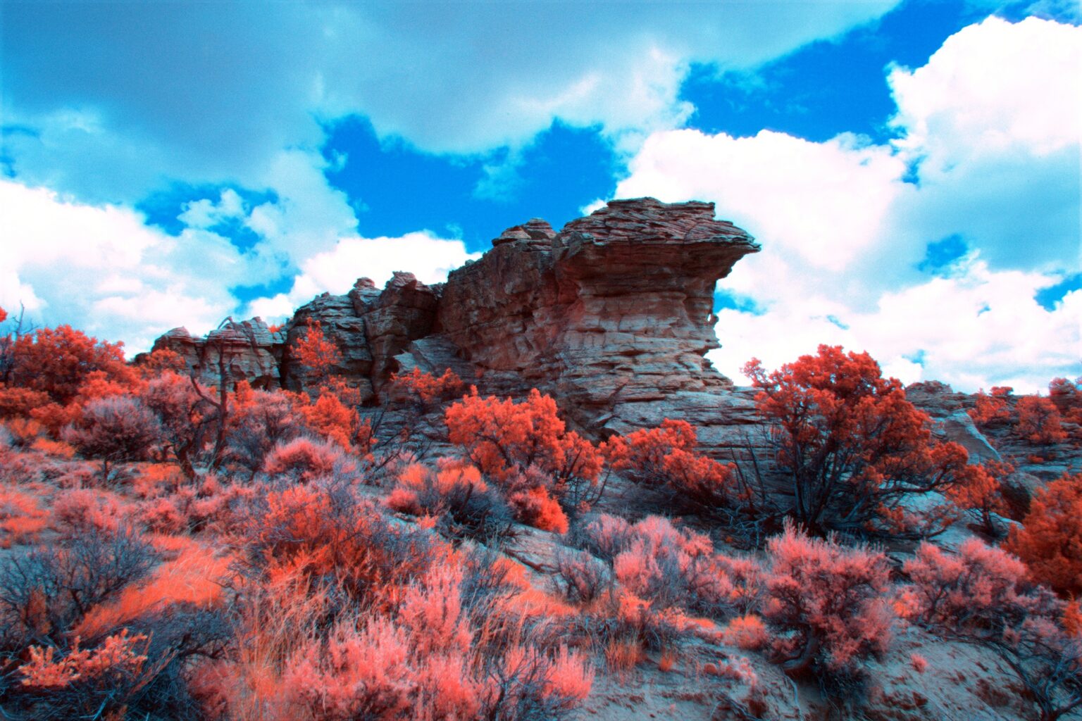 Cliff Hanger – Kolari Vision